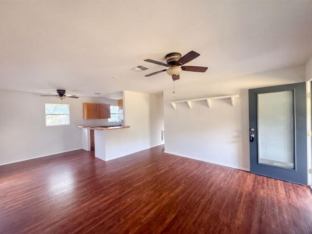 1002 Hummingbird Dr