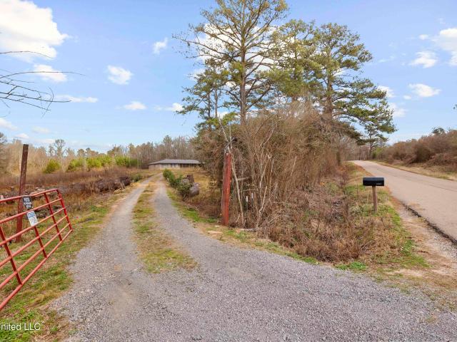 1002 Hillsboro Vfw Rd Road