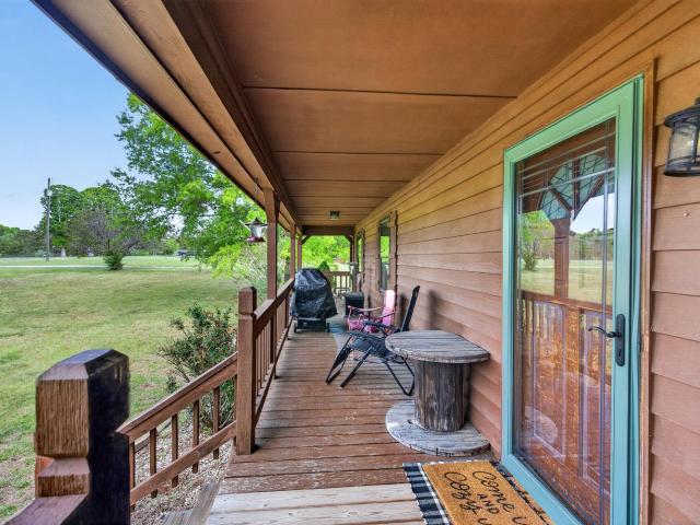 1002 Homeplace Road