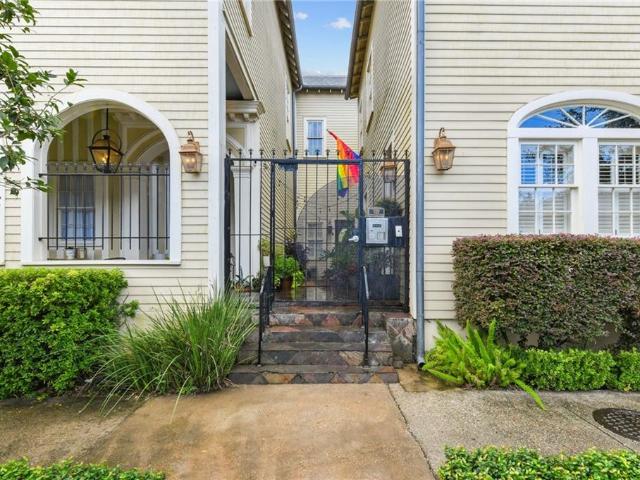 1002 Jackson Avenue # H