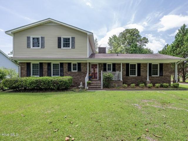 1002 Karen Dr, New Bern, NC 28562