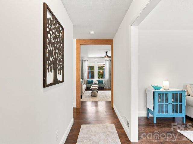 1002 Leewood Drive
