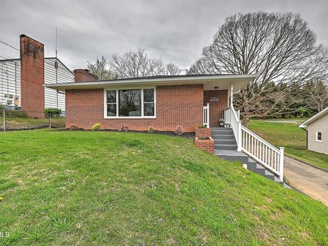 1002 Lincoln Ave, Johnson City, TN 37604