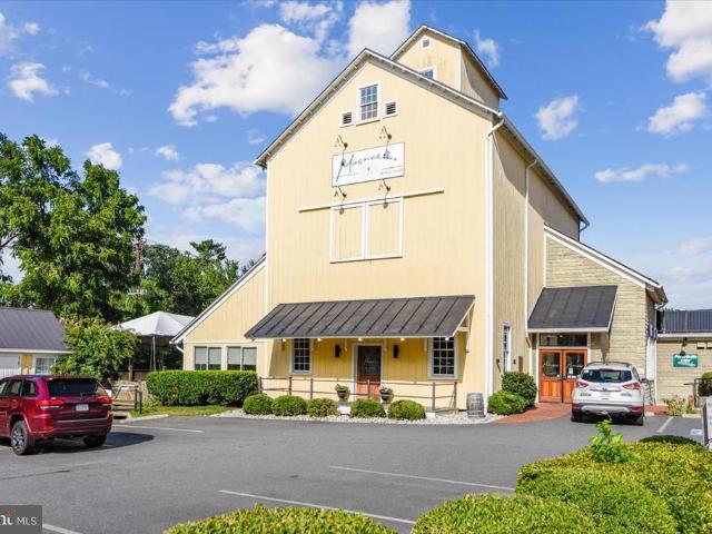 1002 Pipers Brook Drive