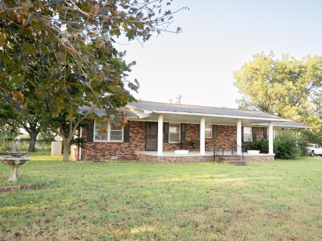 1002 Sycamore Drive