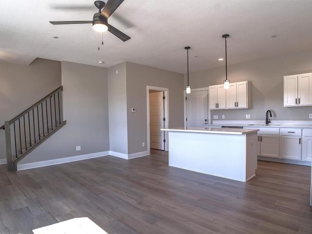 1002 S 4TH Street