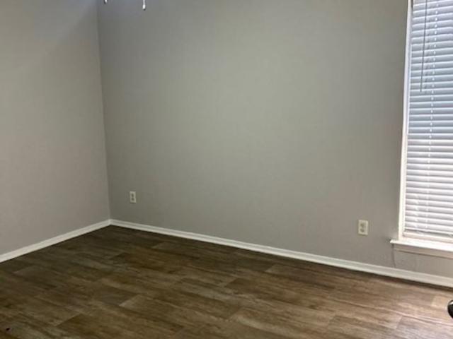 1002 S. Edmonds Ln 1 Bedroom Apartment for Rent at 1002 S Edmonds Ln, Lewisville, TX 75067