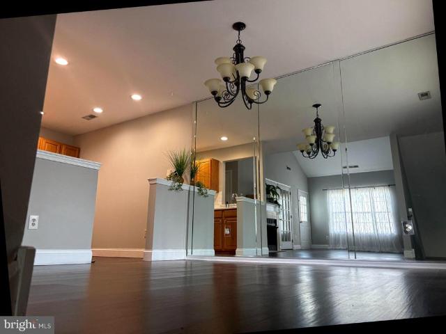 1002 Squirrel Road