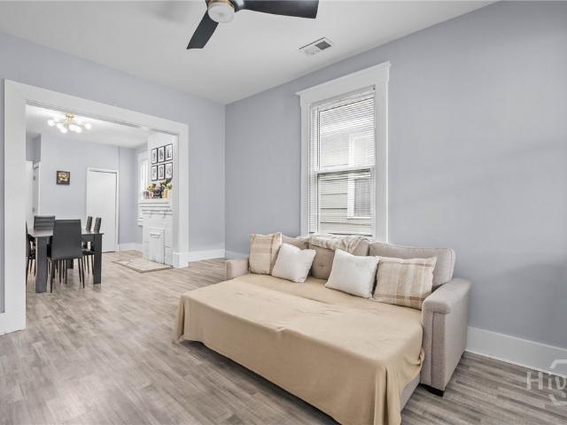1002 W 52nd Street