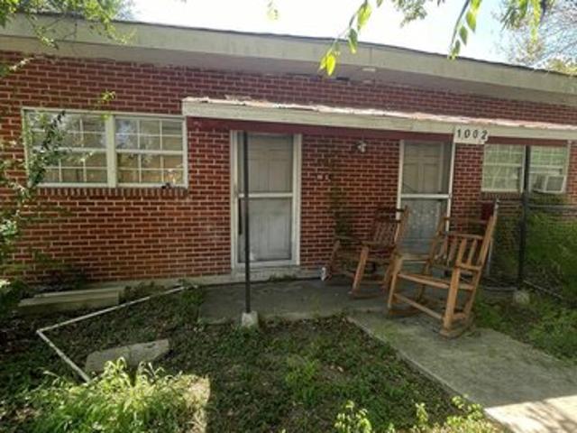1002 W Lynwood Ave, San Antonio, TX 78201