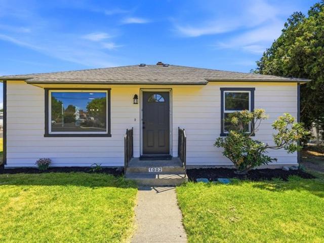 1002 W Pearl St, Pasco, WA 99301