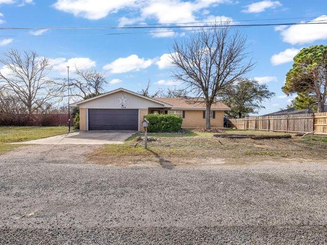 1002 W Wrights Ave, Comanche, TX 76442 | MLS #21147 | Compass