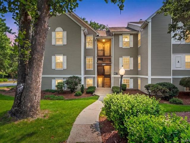 1002 Washington Grn Unit AG2, New Windsor, NY 12553