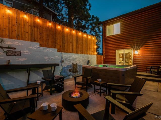 1002 White Mountain Rd, Big Bear City, CA 92314 | MLS #32600