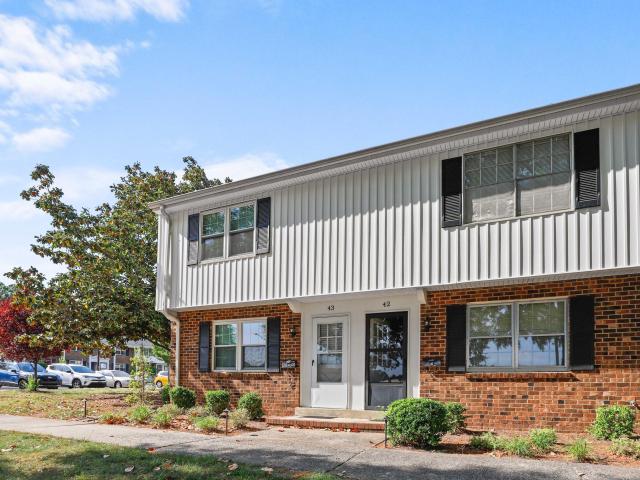 1002 Willow Drive Apt 43