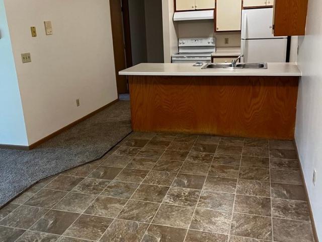 1002 7th St SE 2 Bedroom Apartment for Rent at 1002 7th St Se, St. Cloud, MN 56304 Clemens and Munsinger Gardens