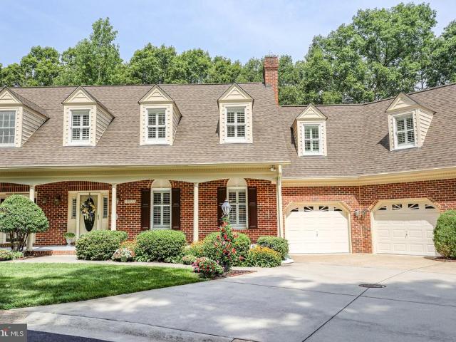 10033 Altamont Circle