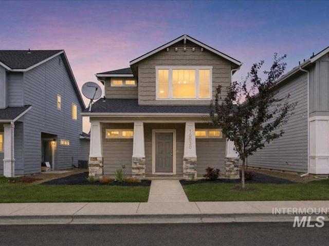 10030 W Smoke Ranch Dr, Boise, ID 83709