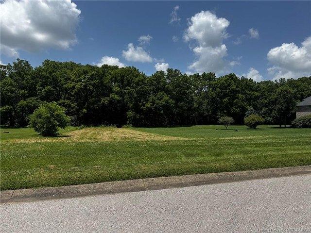 10031 Wind Hill Dr, Greenville, IN 47124