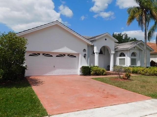 10031 Lexington Estates Blvd, Boca Raton, FL 33428