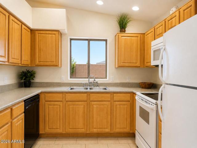 10032 w devonshire drive