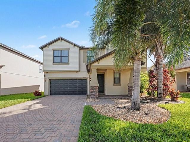 10032 Sage Creek Dr, Sun City Center, FL 33573
