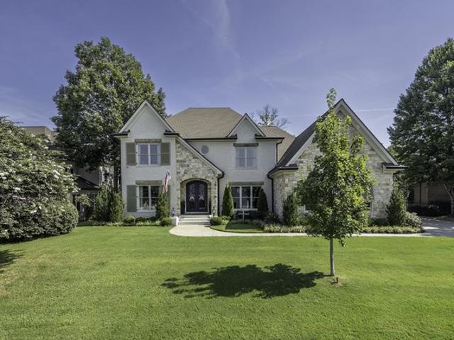 10034 Pointe Cv, Lakeland, TN 38002
