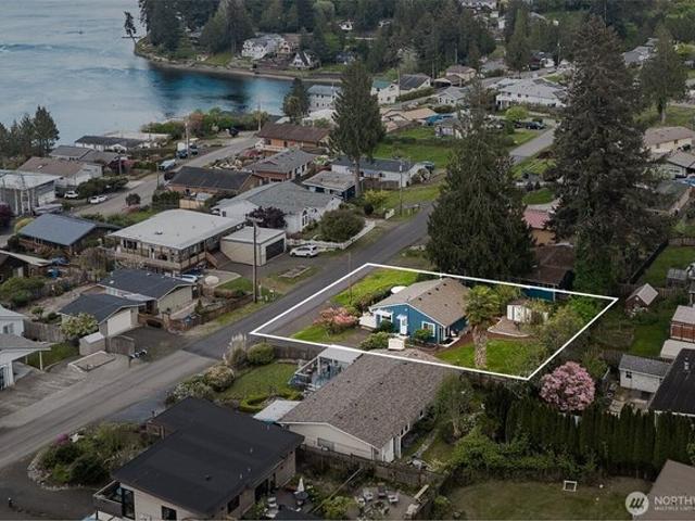 10035 Windward Dr NW, Olympia, WA 98502