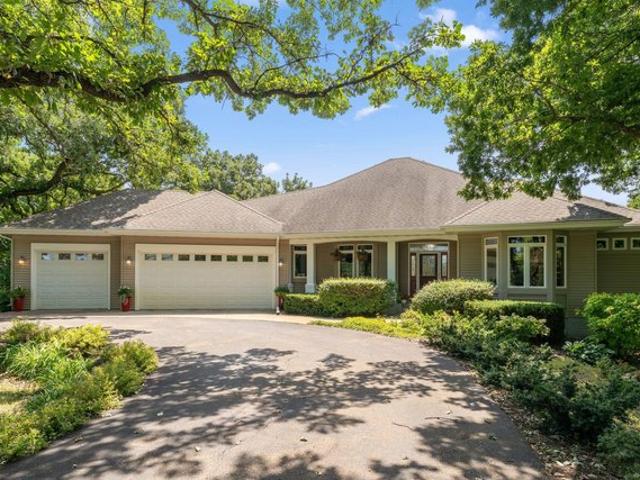10035 Woodhill Blvd, Lakeville, MN 55044