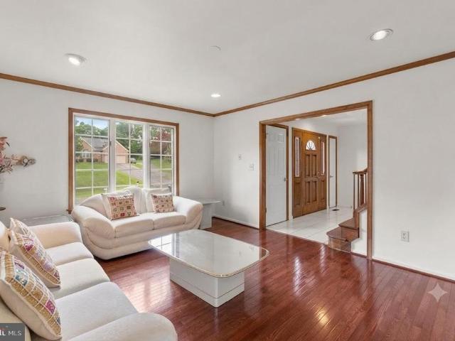 10035 Reed Lane