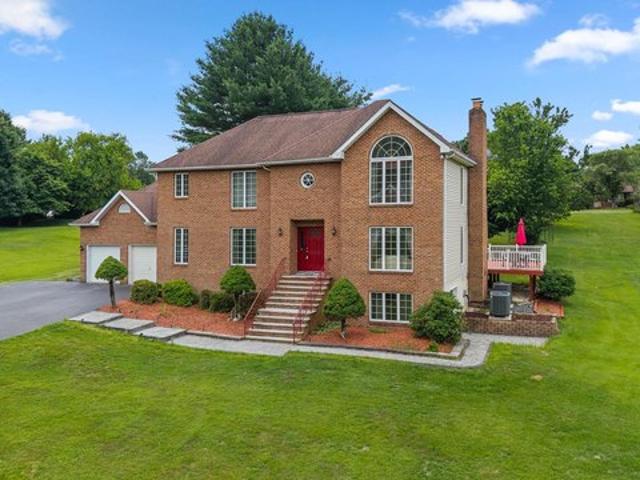 10035 Reed Ln, Ellicott City, MD 21042