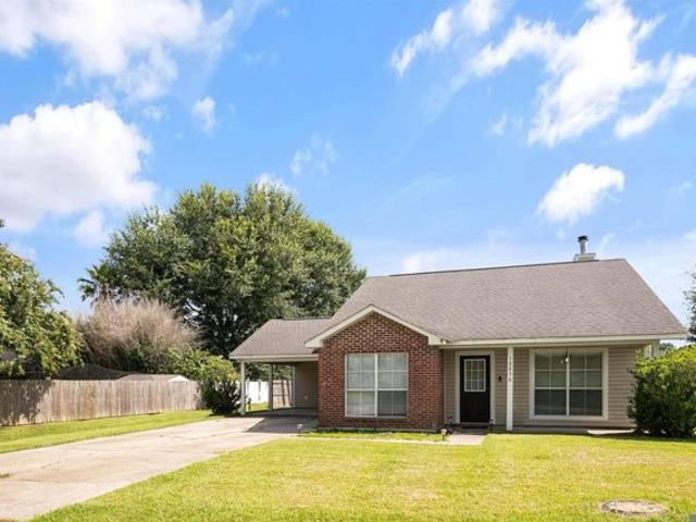 10036 Chapel Hill Dr, Denham Springs, LA 70706