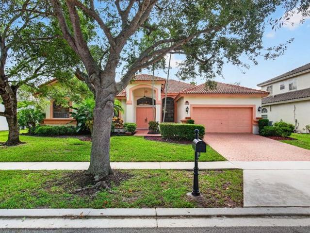10036 Lexington Estates Blvd, Boca Raton, FL 33428