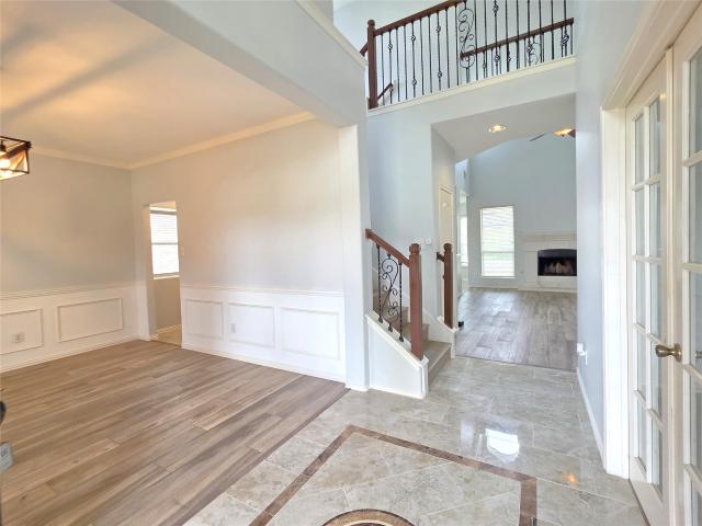 10038 Barr Lake Drive