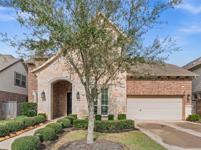 10039 Cypress Path