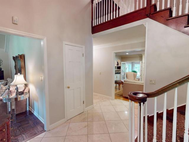 1003 Oakwood Drive