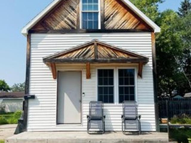 1003 Adams Ave Ste Marie, Sault Sainte Marie, MI 49783