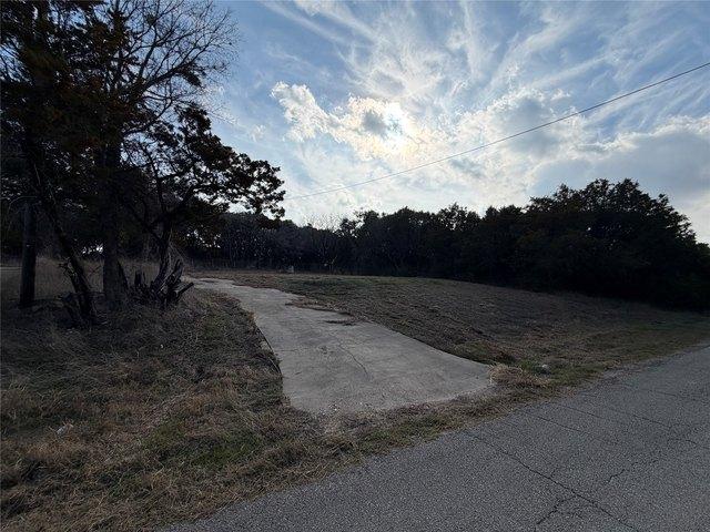 1003 Apache Ridge Rd, Granbury, TX 76048