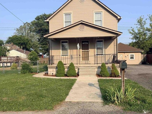 1003 Bacon St, Monroe, MI 48161