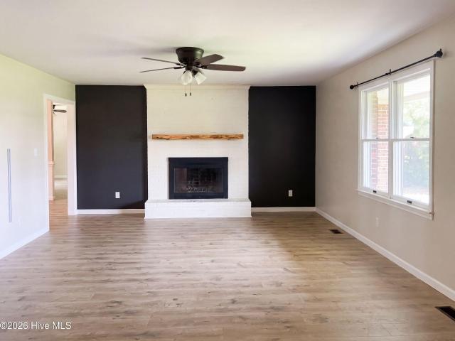 1003 Bateman Dr