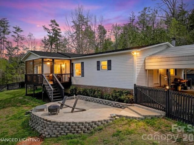 1003 Camp Creek Rd, Union Mills, NC 28167