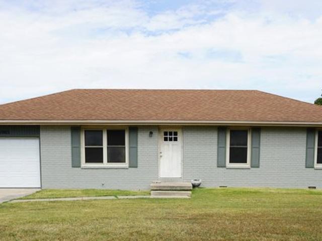 1003 E Parkview St, Ozark, MO 65721