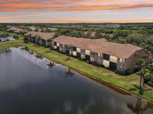 1003 Fairwaycove Ln Unit 201, Bradenton, FL 34212