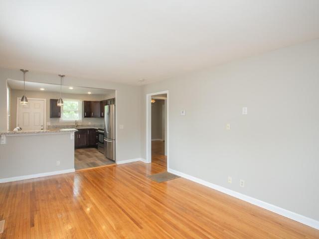 1003 Gwynn Dr