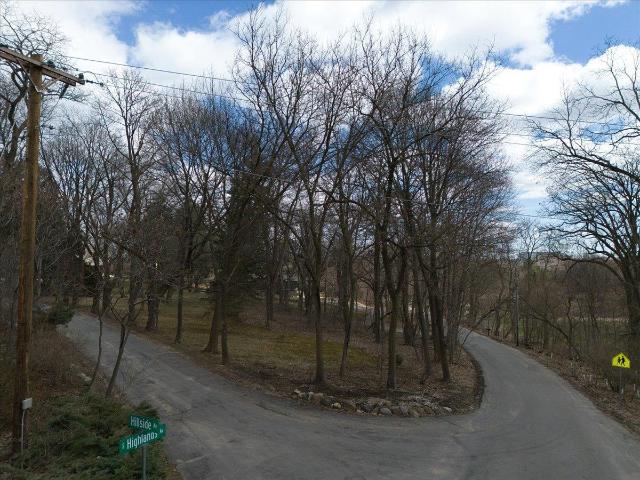 1003 Hillside Avenue