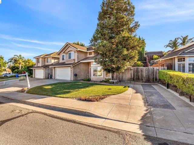 1003 Linda Vista Way