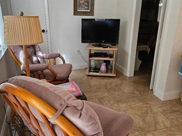 1003 rd Ave N, Unit 6, St. Petersburg, FL 33708 | MLS #TB8485