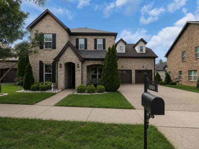 1003 Reese Dr