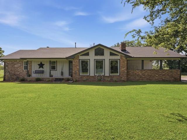 1003 S Chickasaw Ave, Haskell, OK 74436