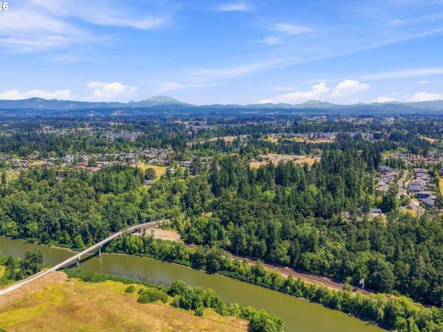 1003 s hillhurst rd
